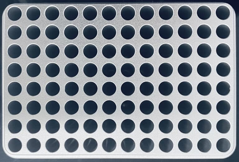 AutoMATE 96 Microplate Pipetting Workstation - Accuris Instruments