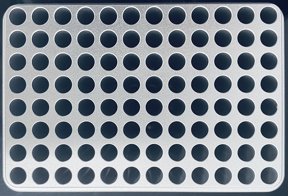 AutoMATE 96 Microplate Pipetting Workstation - Accuris Instruments